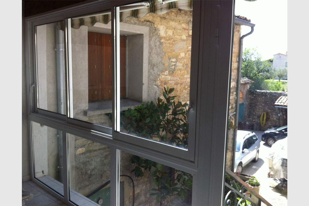 Fenêtre fermeture de balcon | GMA Fenêtres Alès