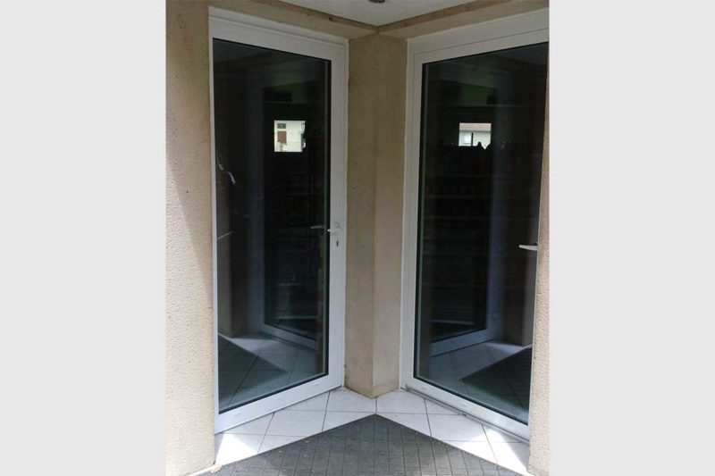 Portes entree vitree PVC | GMA Fenêtres Alès