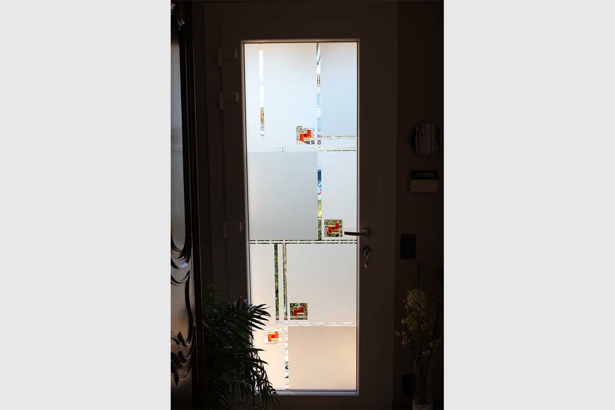 Porte entree vitree PVC contemporaine | GMA Fenêtres Alès