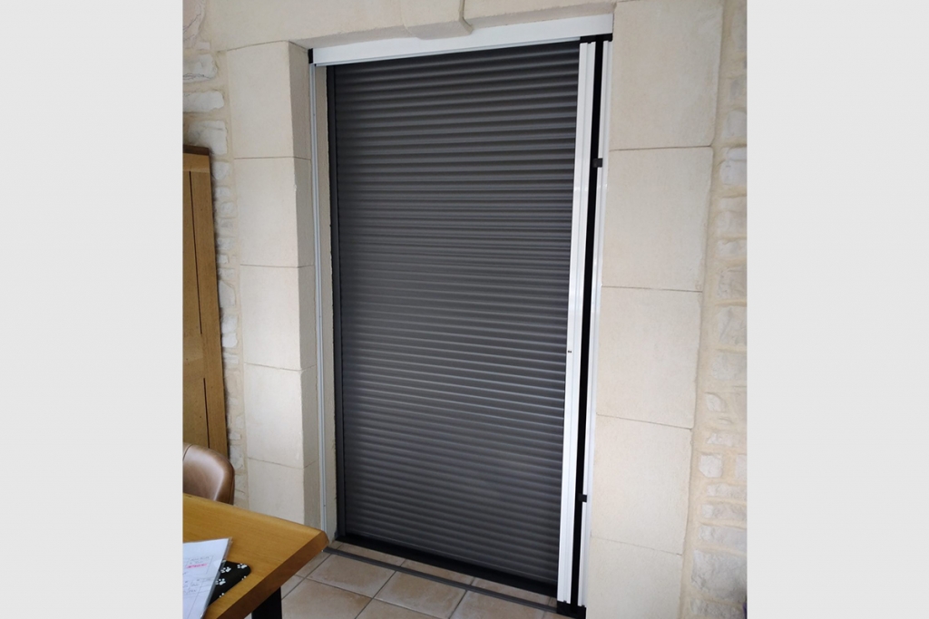porte-fenetre-aluminium-volet-roulant-integre-GMA-Fenetres-Ales | GMA ...